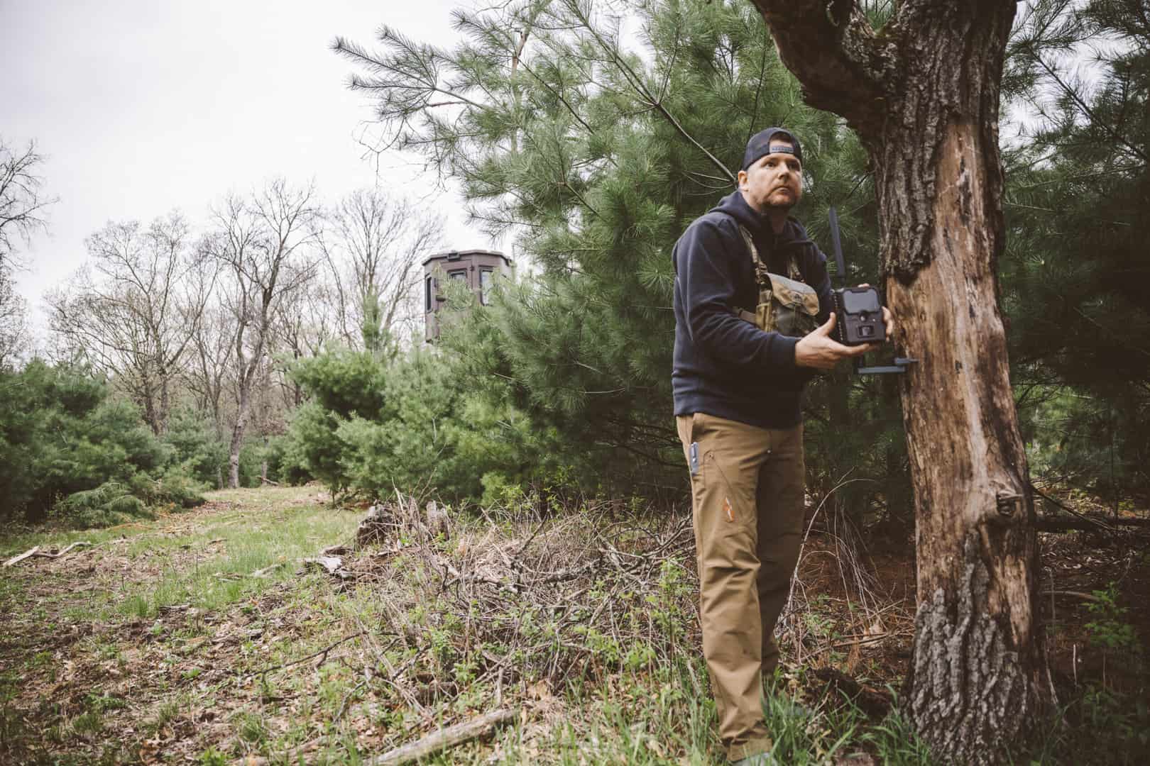 Trail Camera Placement Tips: A Guide for Whitetail Deer Hunting Succes ...