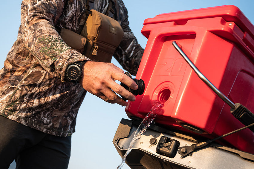 Grizzly Torrent Twist™ Plug with Hose Connection – Grizzly Coolers