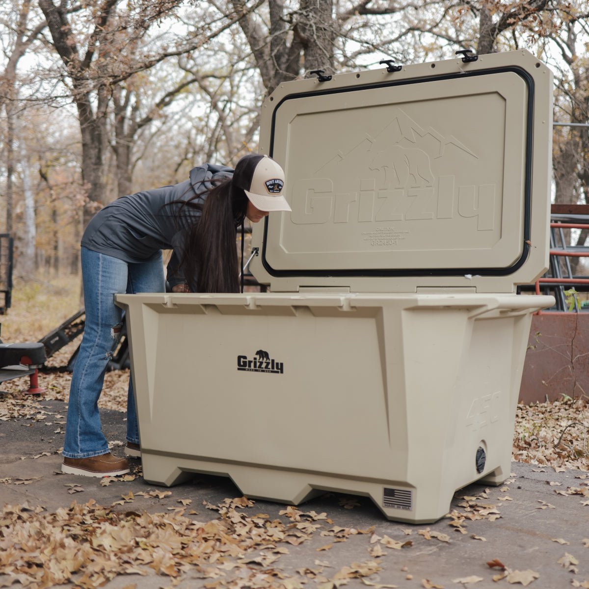 Desert Plunge | The best cold plunges – Grizzly Coolers